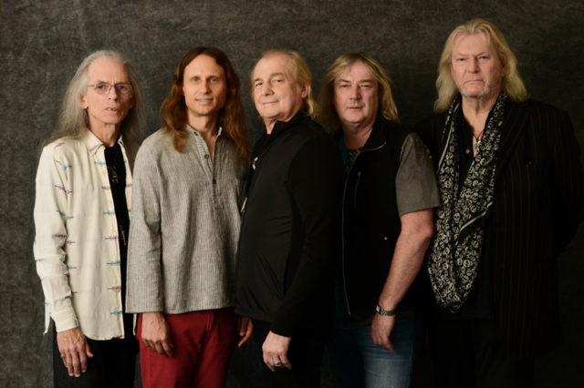 Geoff Downes Interview: Prog Rock Masters Yes Explore the Black and ...