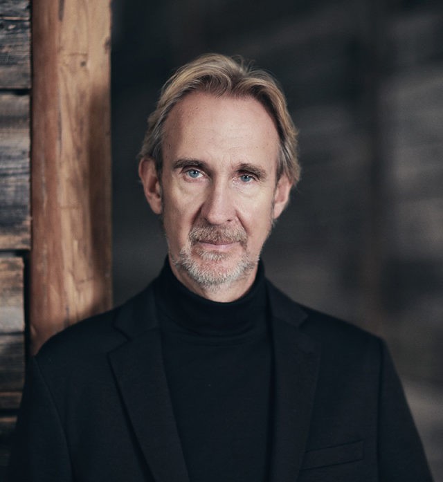 Mike Rutherford Interview: Genesis Guitarist Talks New Mike + the ...